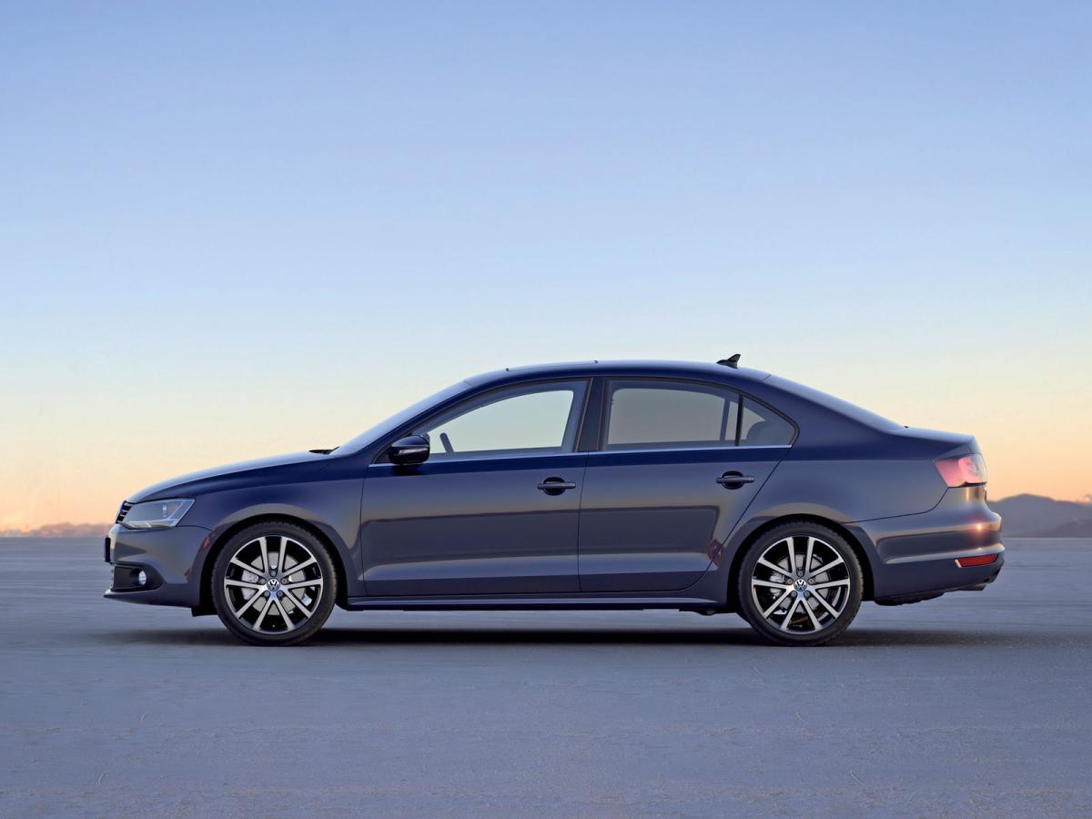 Volkswagen Jetta VI 1.4 TSI (160 Hp) DSG